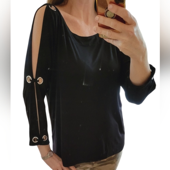 Cable & Gauge | Tops | Cable Gauge Open Sleeve Blouse | Poshmark